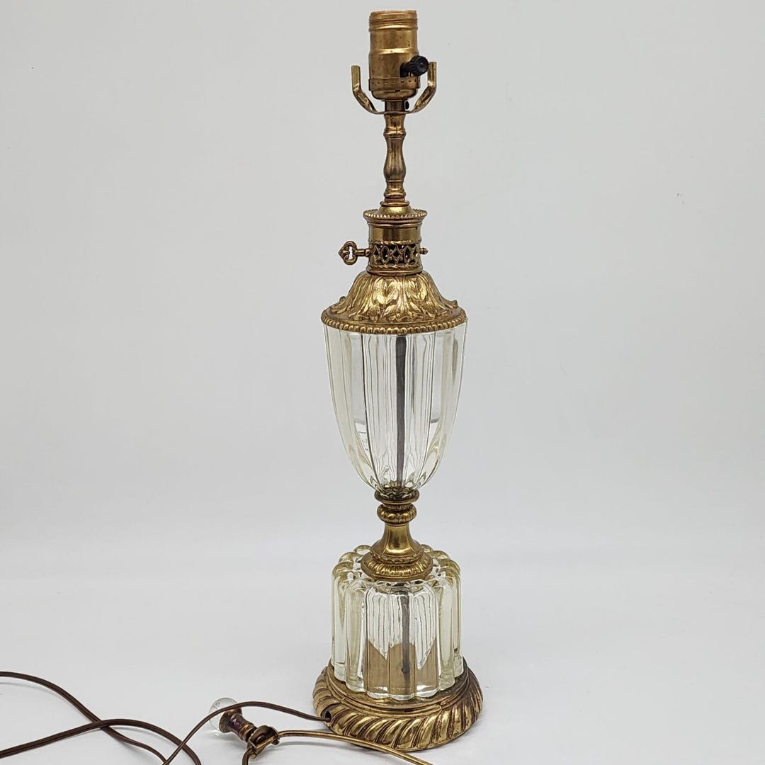 Hollywood Regency Style Scallop Lead Crystal and Spelter Lamp - Etsy