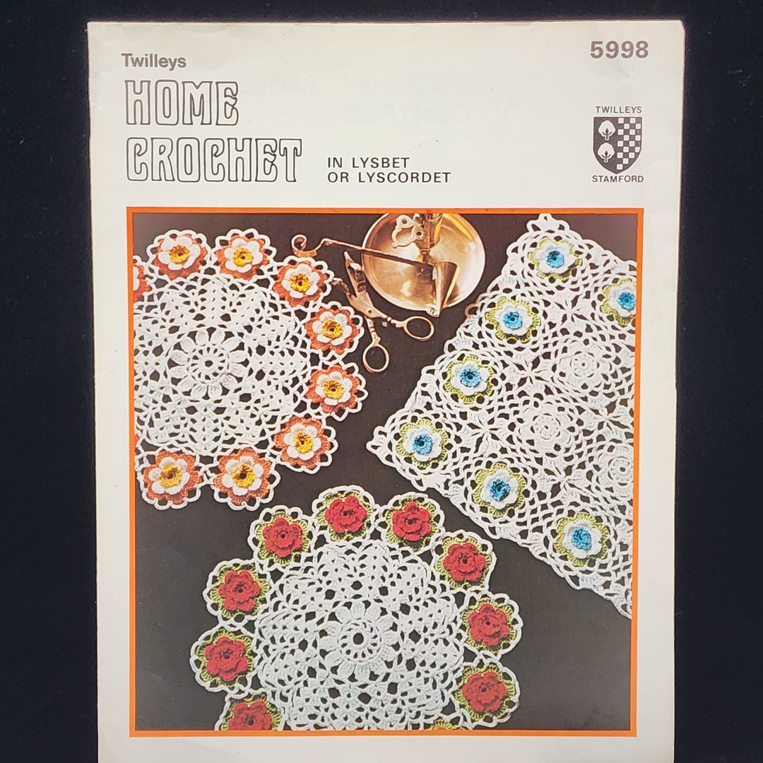 Twilleys Home Crochet Pattern 3d Flower Doilies #5998 - Etsy