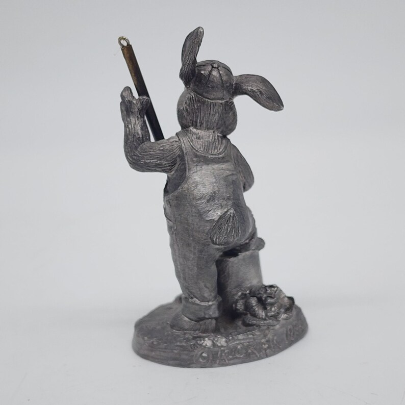 Michael Ricker Pewter Rabbit Figure Playing String 1996 540/3000 VTG 3. ...