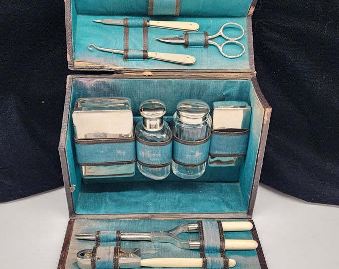 Vintage Gentleman's Grooming Travel Kit With Stainless Tools & Glass ...
