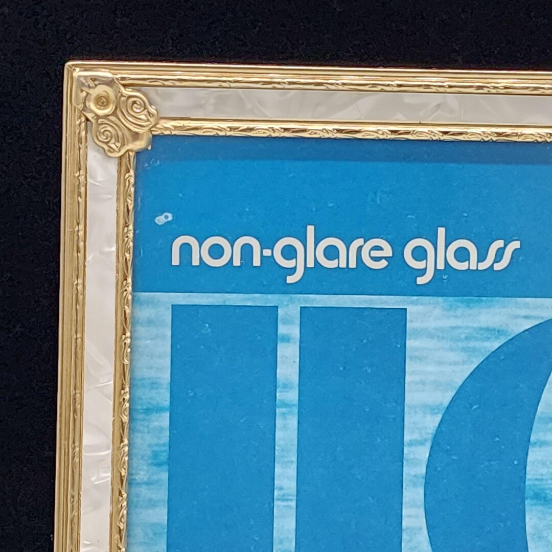 Vintage 8x10 Gold Non Tarnish Faux Mother of Pearl Photo Frame Non ...