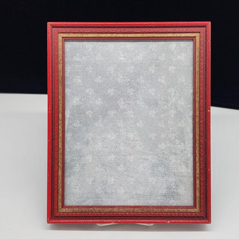 Red Frame - Etsy