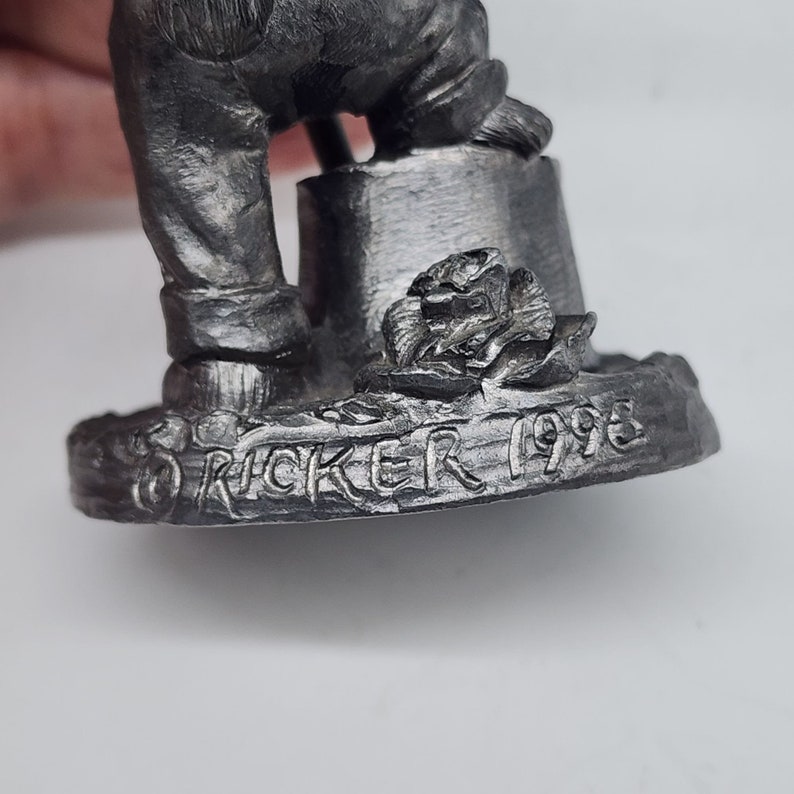 Michael Ricker Pewter Rabbit Figure Playing String 1996 540/3000 VTG 3. ...