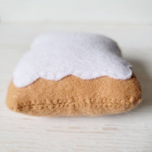 Beignet Cat Toy - Etsy