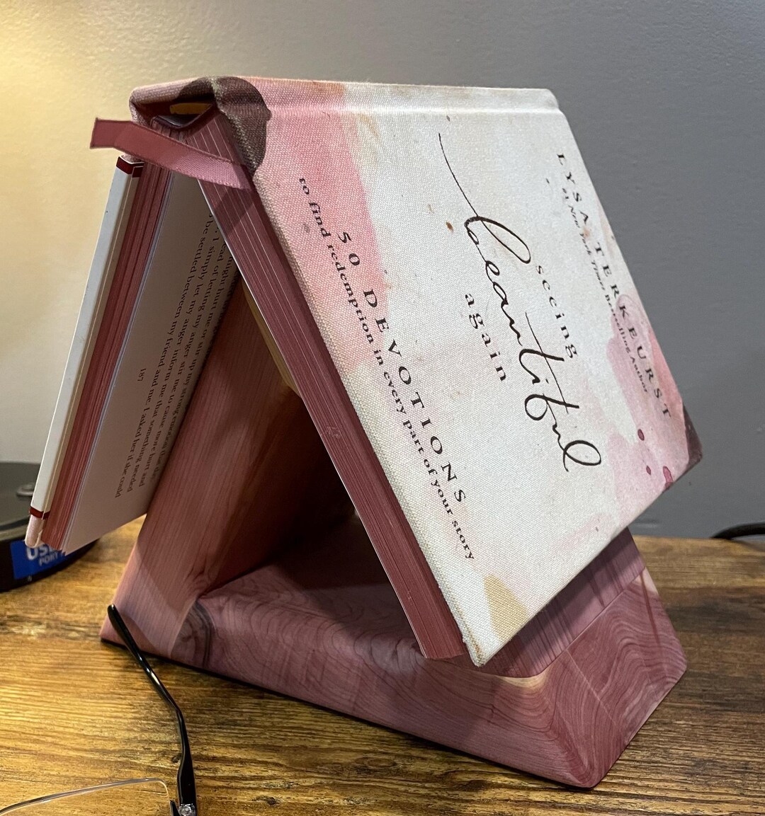 Triangle Book Stand. This Elegant & Simple Holder is for the Reading ...