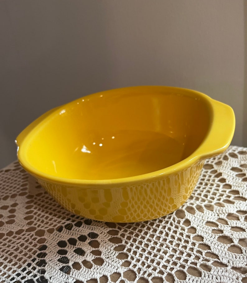 Vintage Yellow Corningware 20 Oz Baker - Etsy