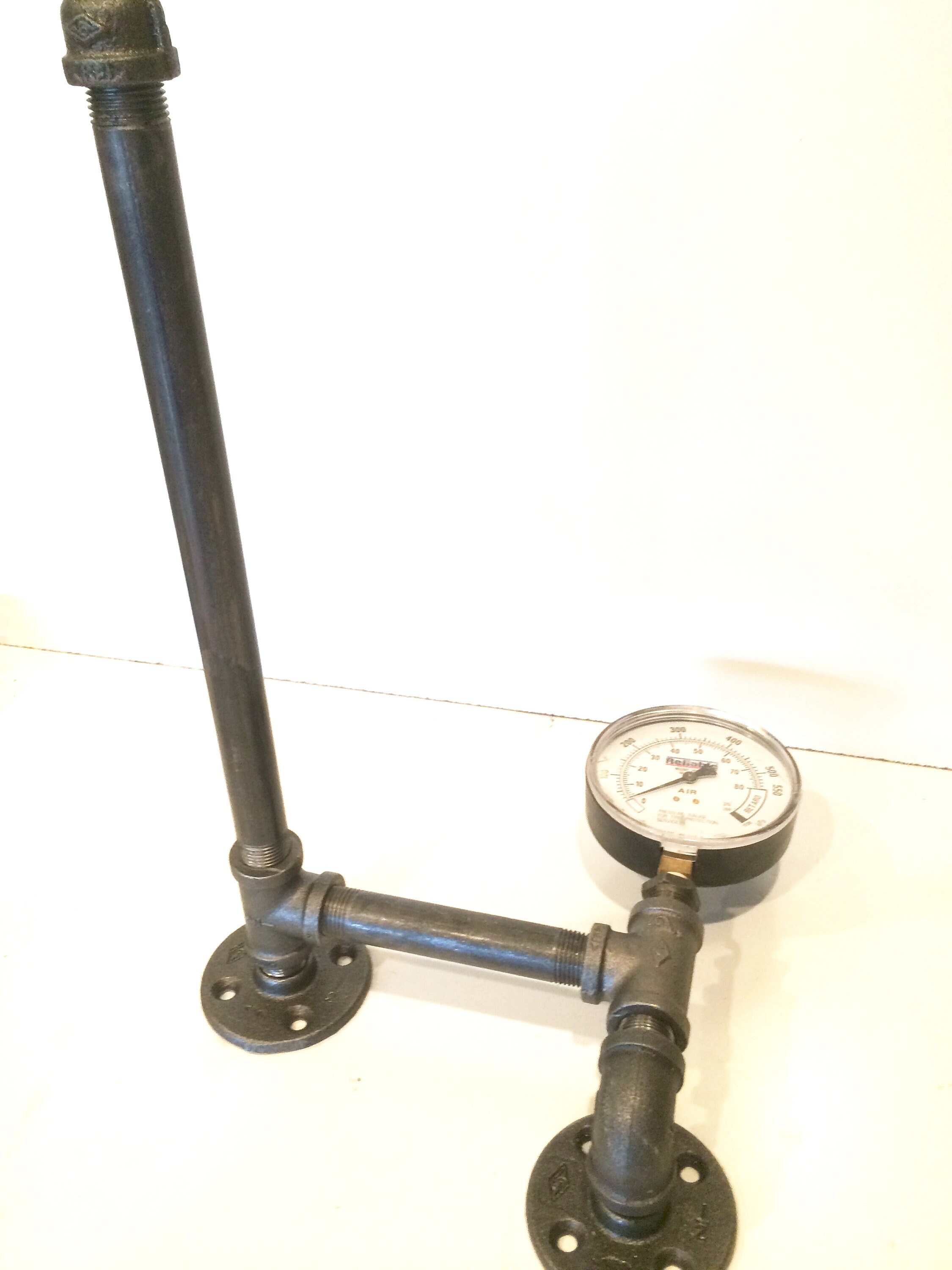 Urban Industrial Pipe Wall Rack with gauge - Clothing Rack, Closet ...