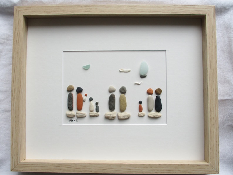 Pebble Art. Example of a Custom Family Portrait That I Can - Etsy