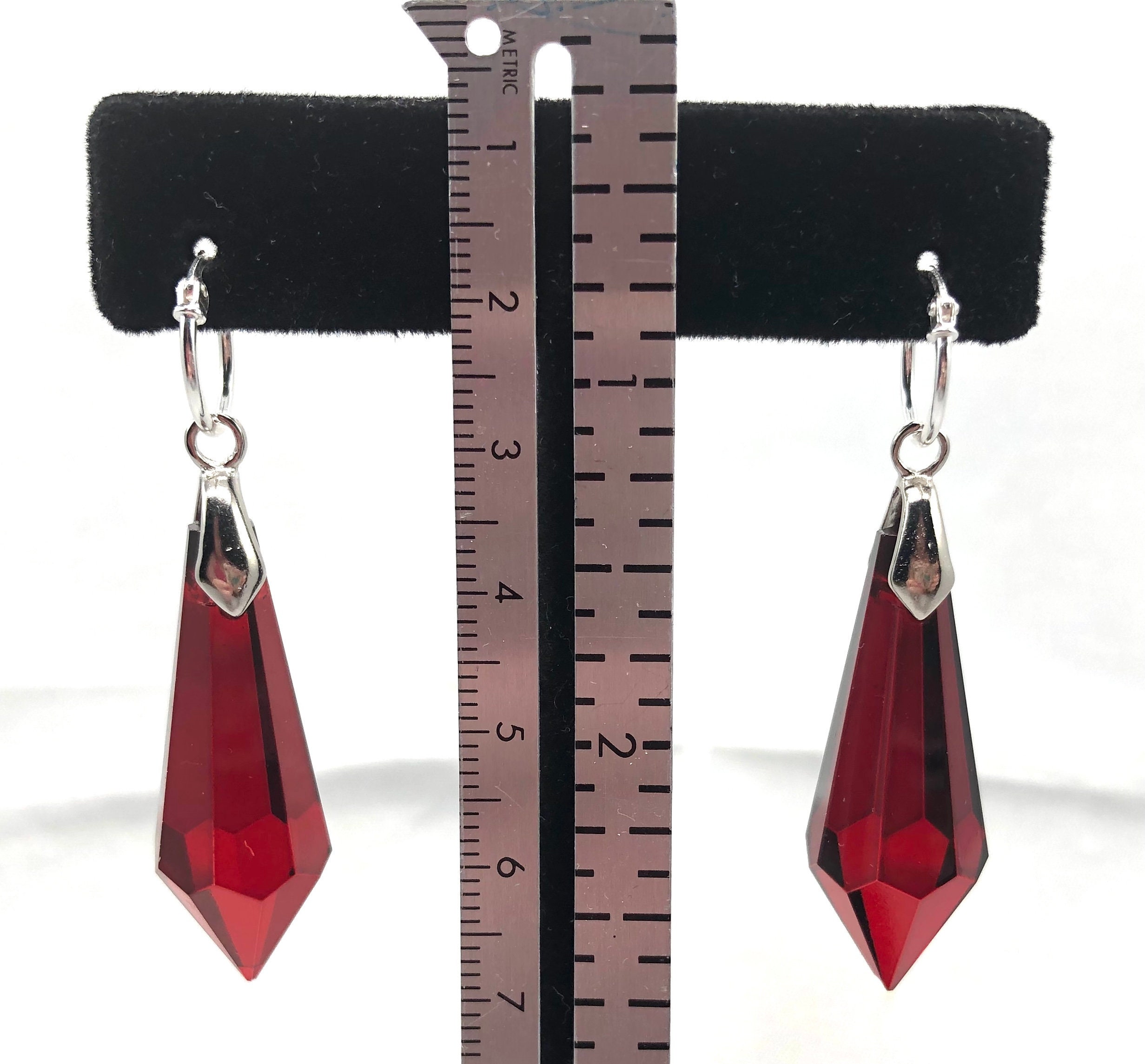 Weiss Volume 7 Cosplay Earrings - Etsy