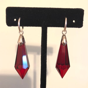 Weiss Volume 7 Cosplay Earrings - Etsy