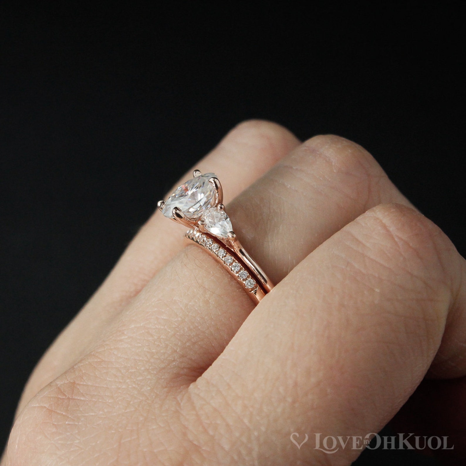 Rose Gold 3 Stone Moissanite Engagement Ring Oval Moissanite | Etsy