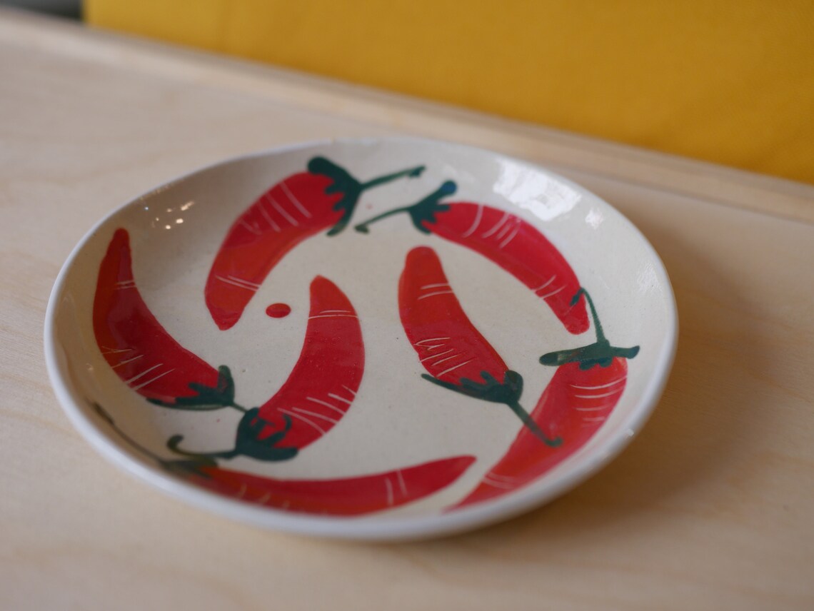 Plate-red Peppers Ceramic Plate-pottery Plate-handmade - Etsy