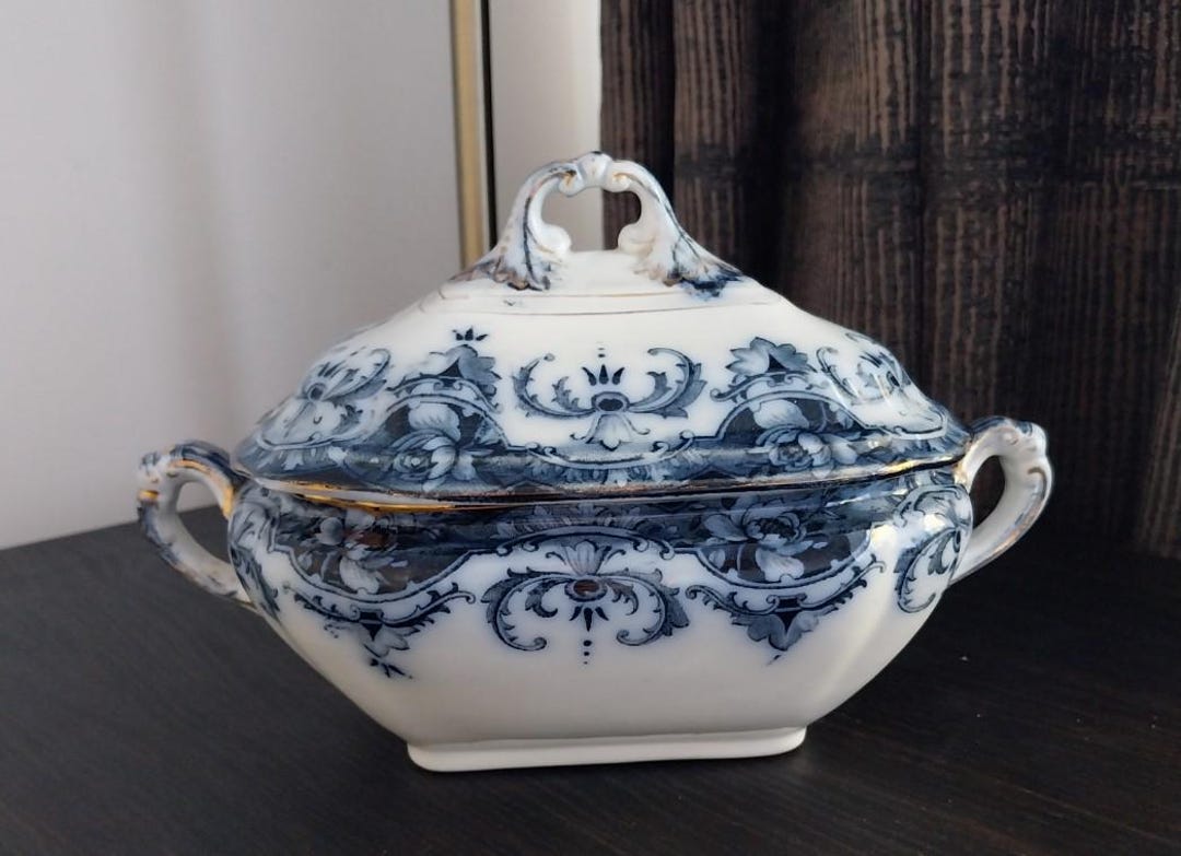 Antique Wedgwood Beryl Royal Semi Porcelain Blue and White Transferware ...