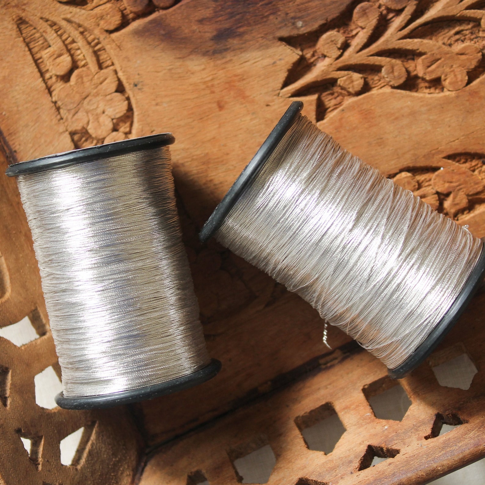 Light Silver Zari Metallic Thread-hand Machine Embroidery metallic ...