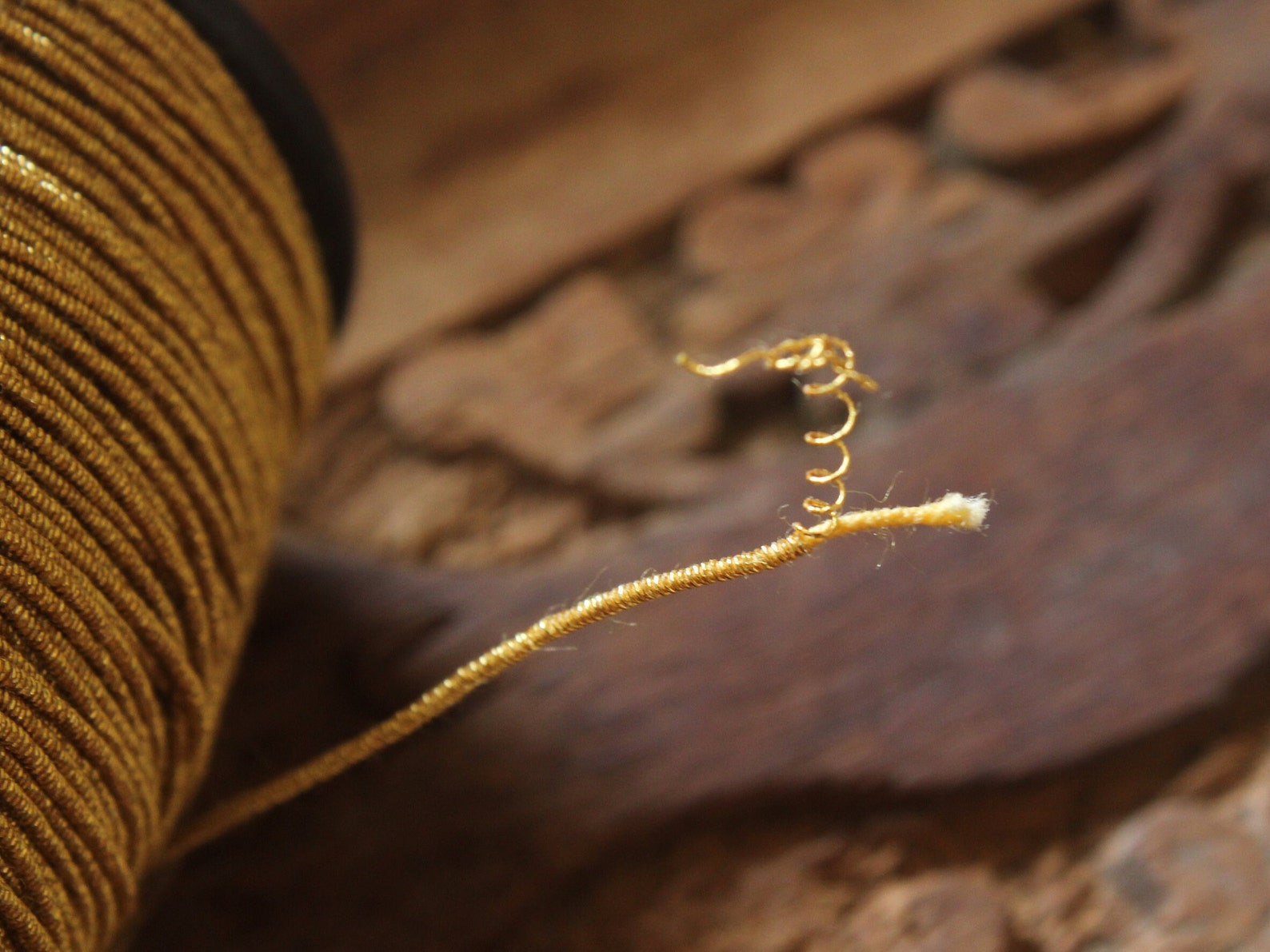 Dull Gold Metallic Cord / Dori Thread used for Luneville/ - Etsy