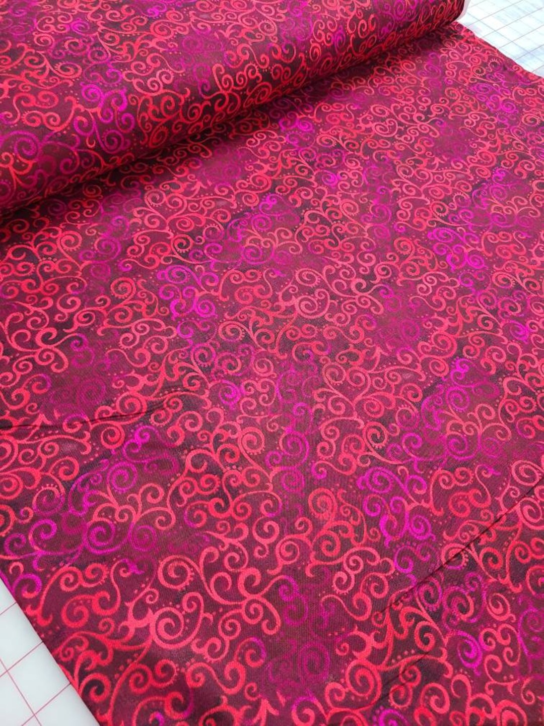 108 Quilt Backing Red Scroll - Etsy