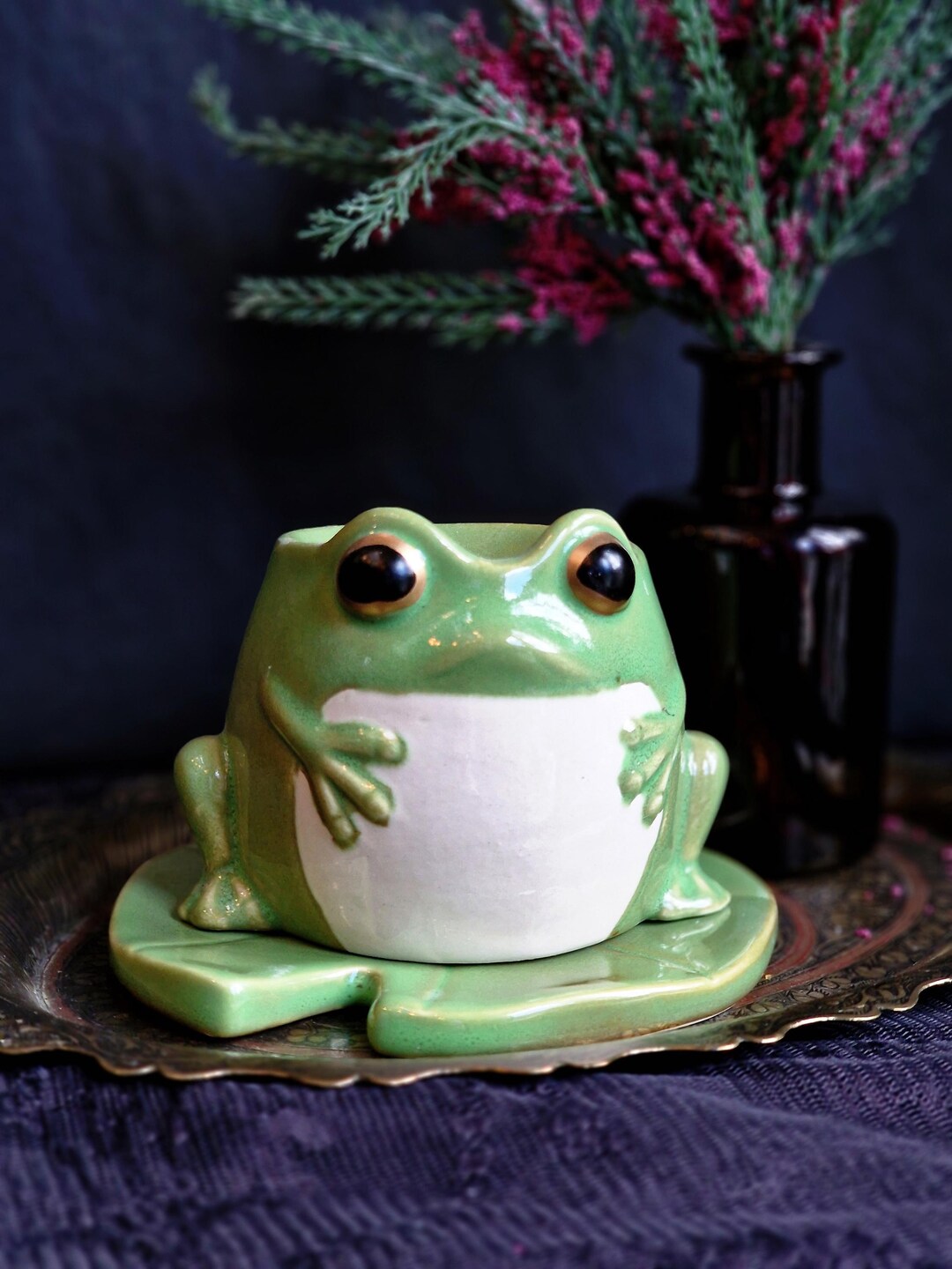 Witchy Frog Wax Melt Burner, Bookish Oil Burner, Green Witches Familiar ...