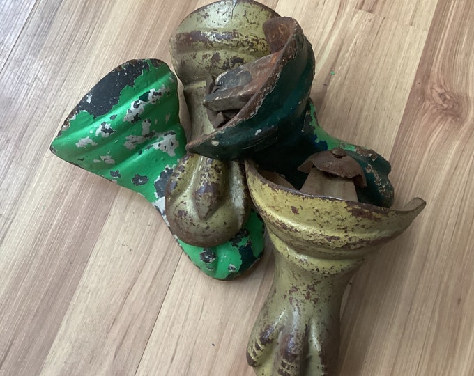 Set of 4 Antique Cast Iron Bathroom Tub Feet, Matching Eagle Talon Ball ...