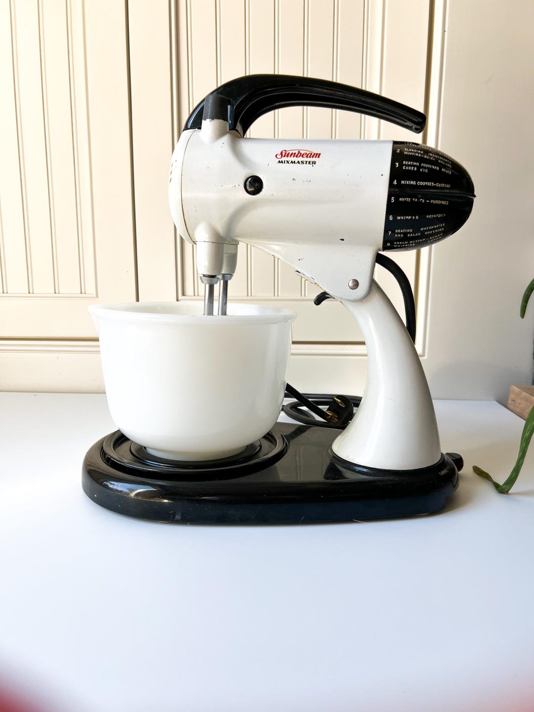 1950s Sunbeam Mixmaster Model 10 Automatic Stand Mixer, Black and White ...