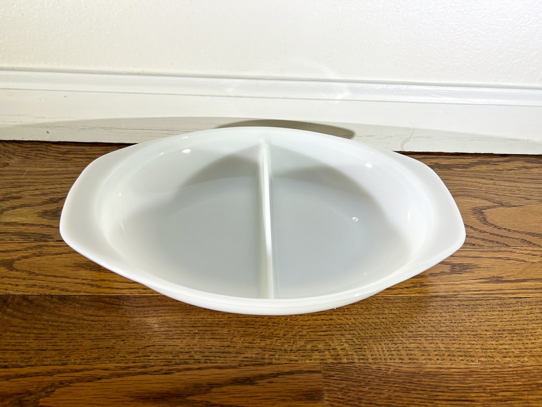 1960s Opal Pyrex Divided Casserole Dish, 1063 1.5qt, No Chips or Cracks ...