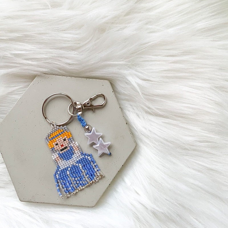 Cinderella Key Chain - Etsy