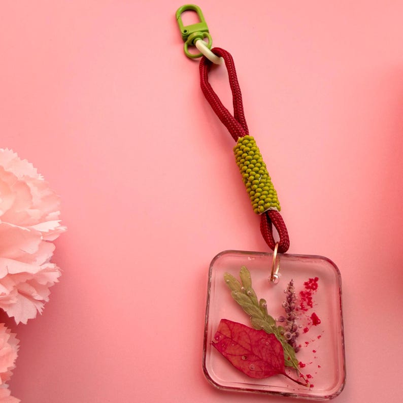Pressed Flower Keychain Resin Charm Bag Accessory Purse Decoration ...