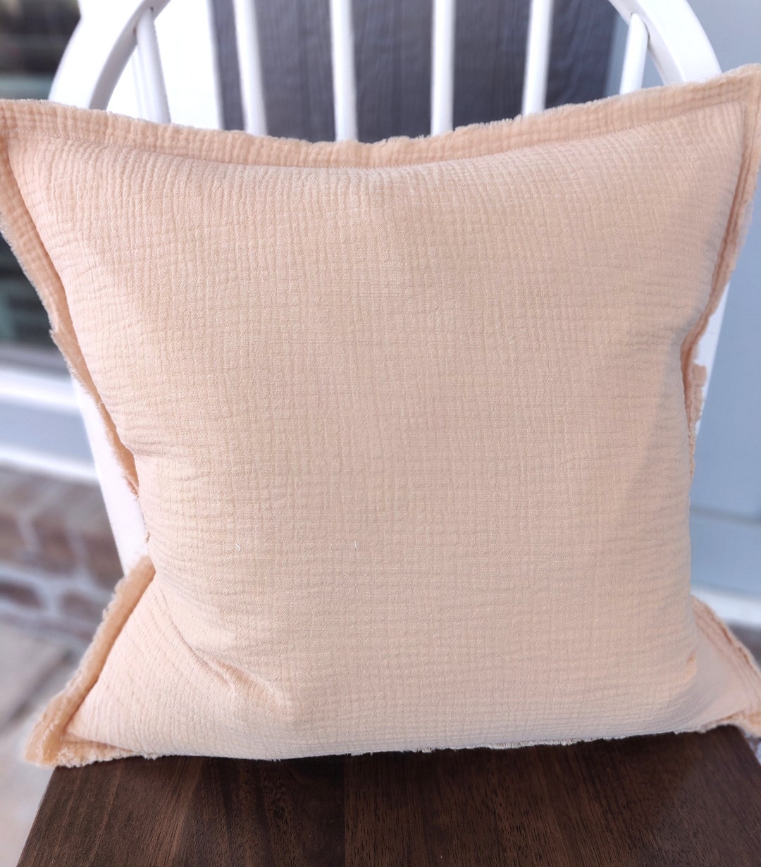 Cozy Beachy Cottage Style Pillow Cover Made With Soft Cotton Bubble ...