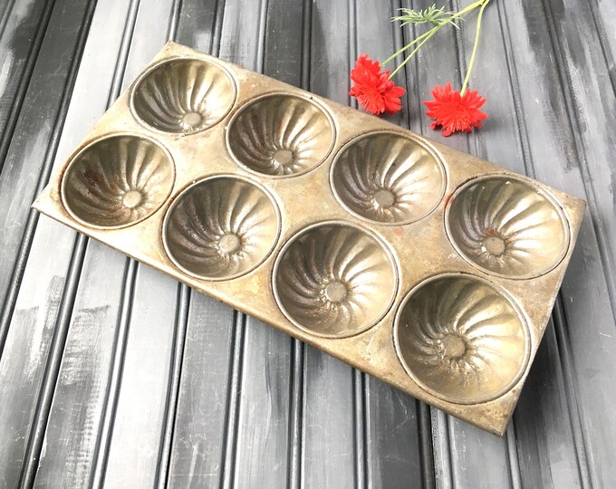 Metal Baking Tin / Old Tart Tin / Baking Tin / Vintage Baking / Vintage ...