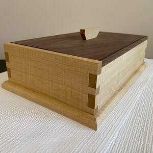 Keepsake Box - Curly Maple With Black Walnut Top - Etsy