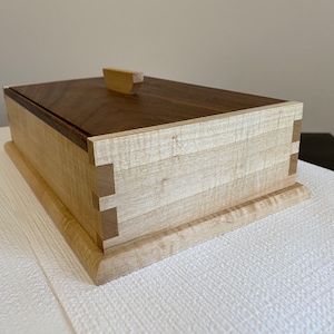 Keepsake Box - Curly Maple With Black Walnut Top - Etsy