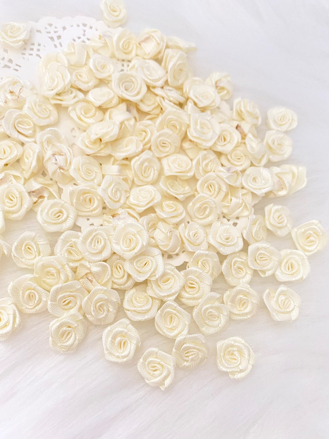 Ivory Rose Buds 15mm M, off White Satin Roses, Small Fabric Roses ...