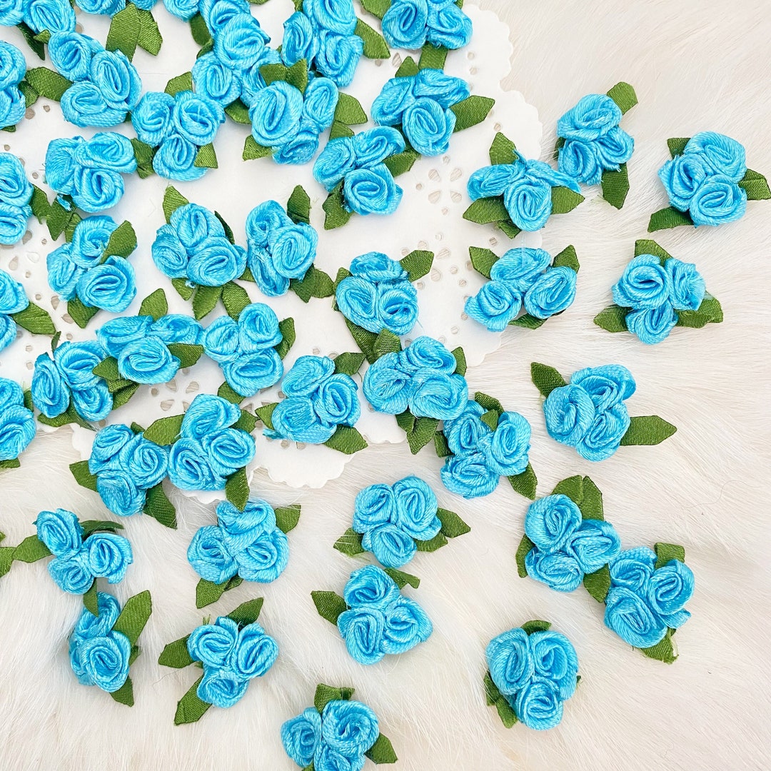 Light Blue Triple Roses, Blue Ribbon Roses, Mini Rose Bouquet, Rose ...