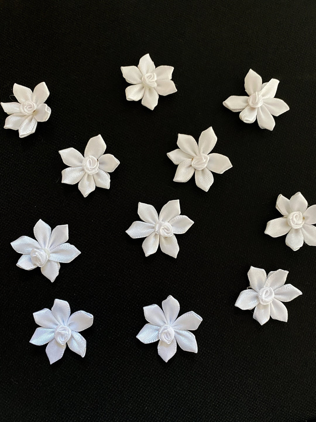 5 White Pinwheel Flowers With Rose Center, White Fabric Flowers, Bridal ...