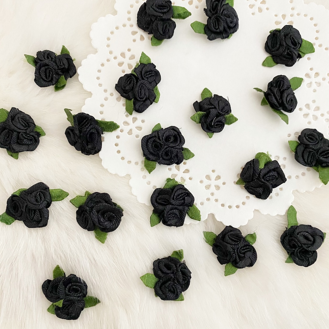 Black Triple Roses 20mm, Mini Rose Bouquet, Tiny Craft Roses, Black ...