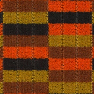 London Transport Bus and Underground (misha Black) District Line ...