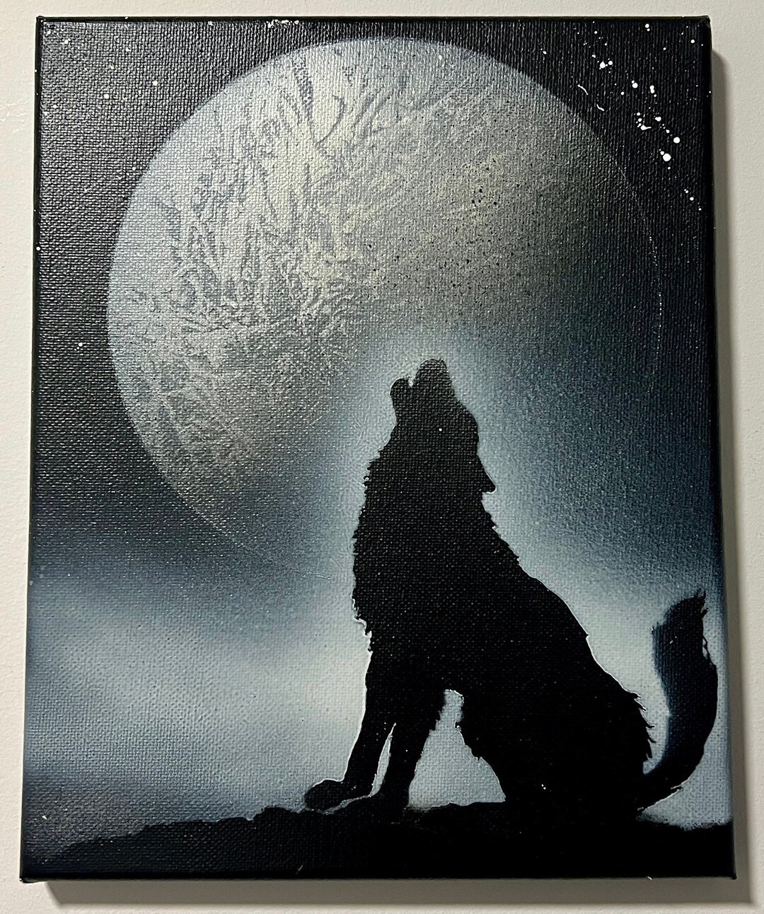 Spray Paint Wolf Howling at the Moon - Spray Paint Art by Aerosotle ...
