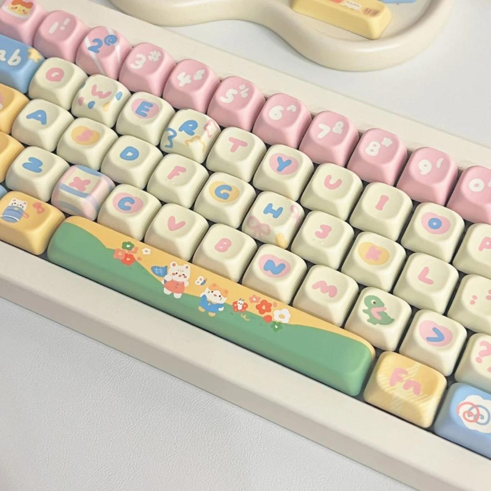141 Key Keycap Set, Pastel Cute Animal Japanese Cartoons Keycaps, MX ...