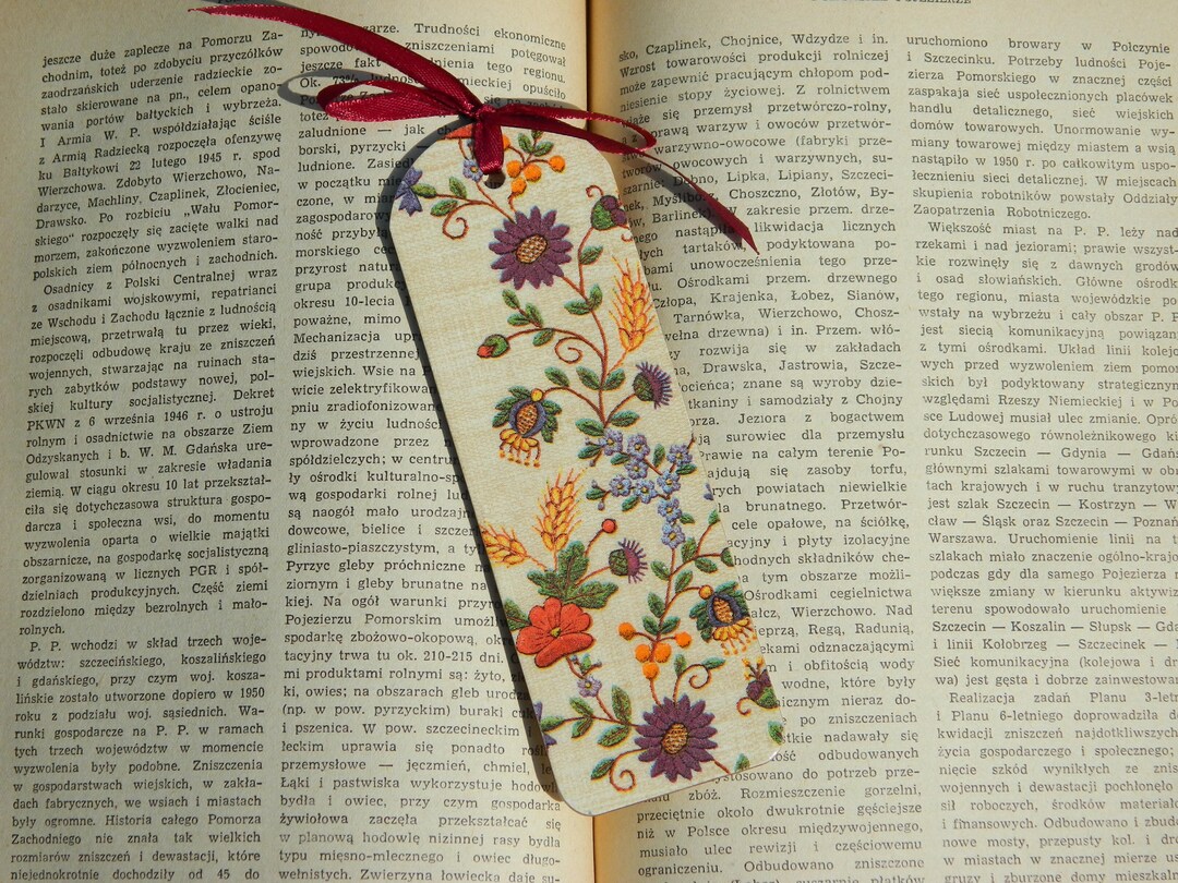 Vintage Embroidery Flowers Motif on Wooden Hand Made Bookmark, Folk ...