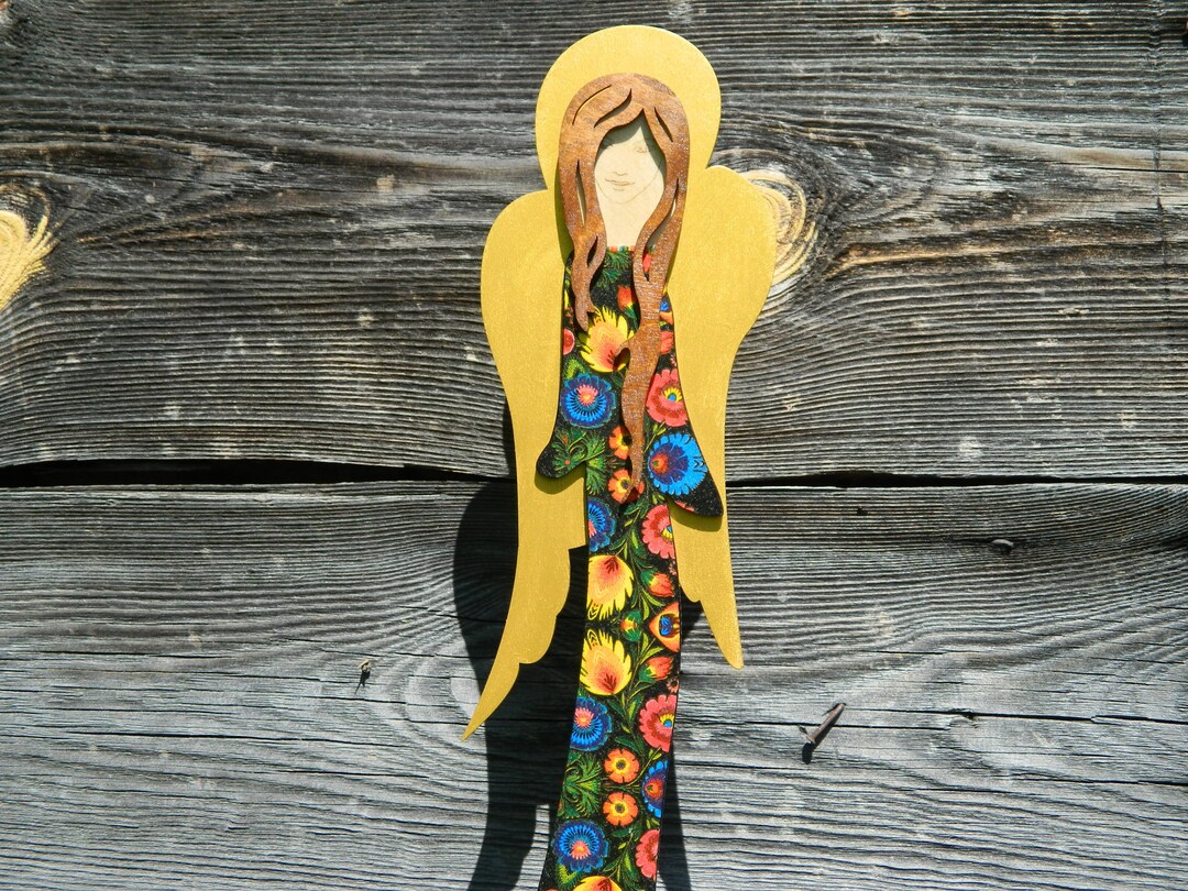 Polish Folk Art Angel, Ethnic Room Decor, Keepsake Made in Poland, Gold ...