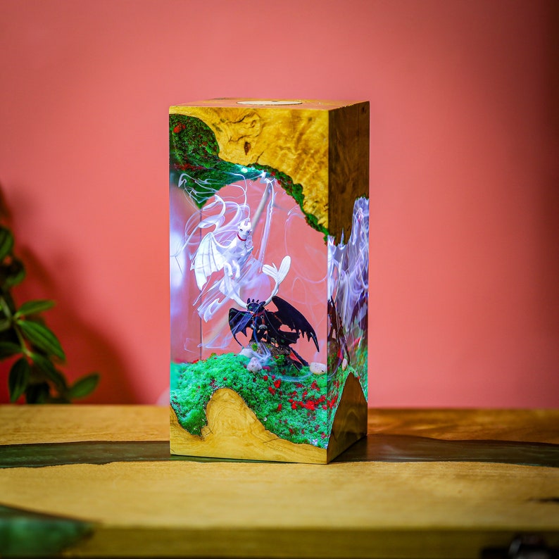 Tooth.less Night Lights, Toot.hless and Light Fury Epoxy Lamp Table ...