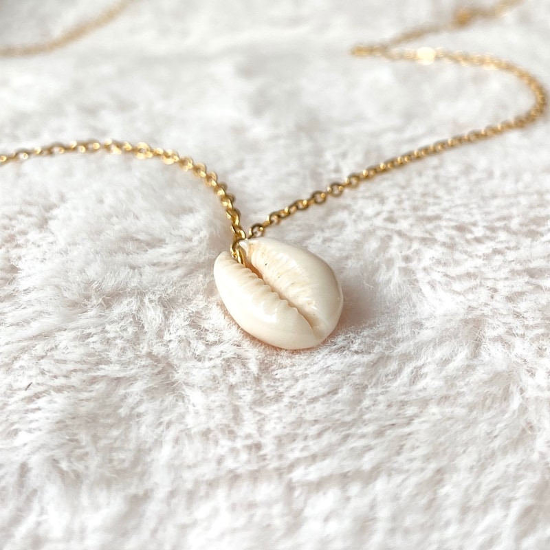 Cowrie Shell Necklace - Etsy