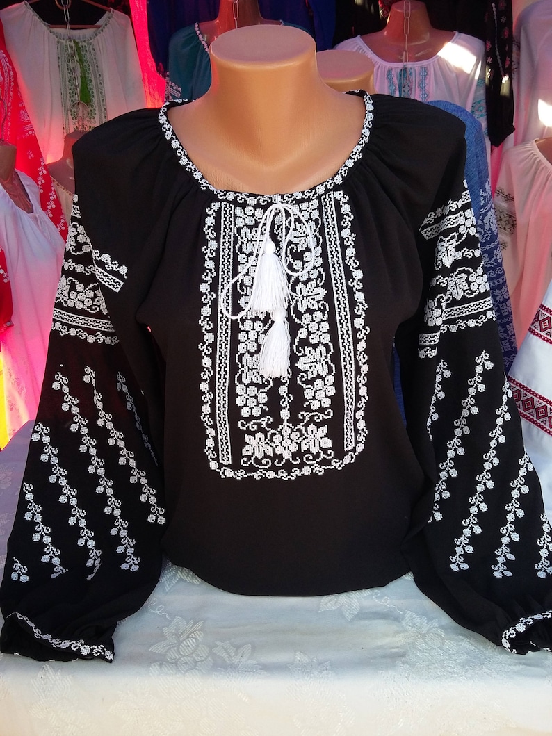 Ukrainian Blouse Vyshyvanka/ukrainian Embroidery/peasant - Etsy