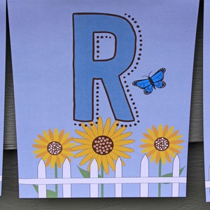 Reading Garden Banner // Classroom Banner - Etsy