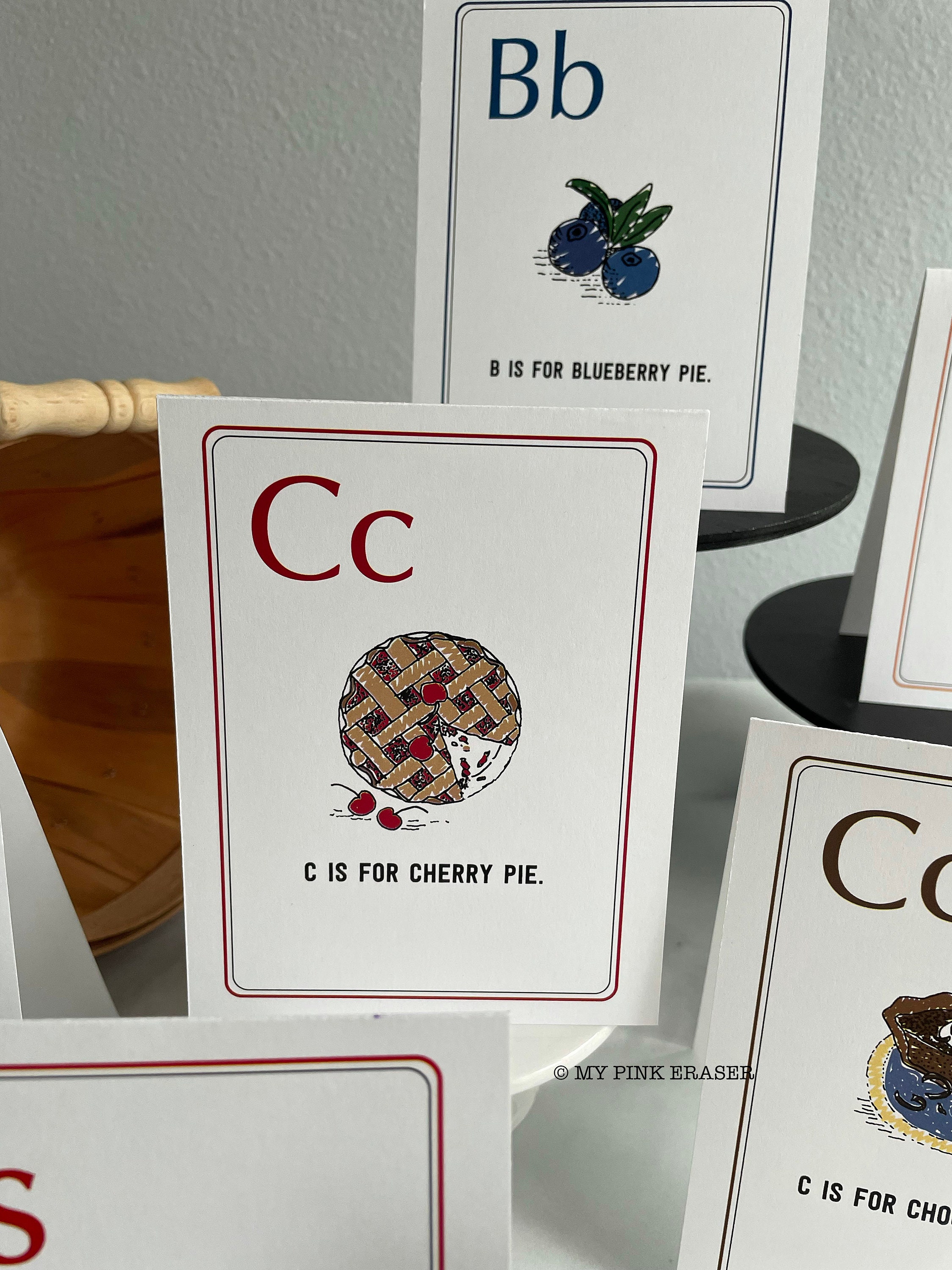 Pie Cards // Thanksgiving Food Labels // Thanksgiving Table Tents ...