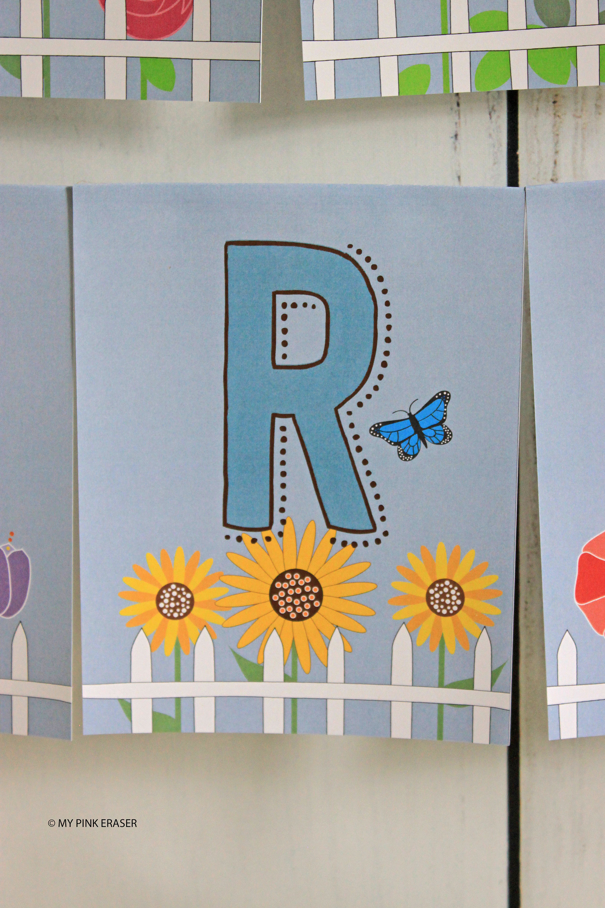 Reading Garden Banner // Classroom Banner - Etsy