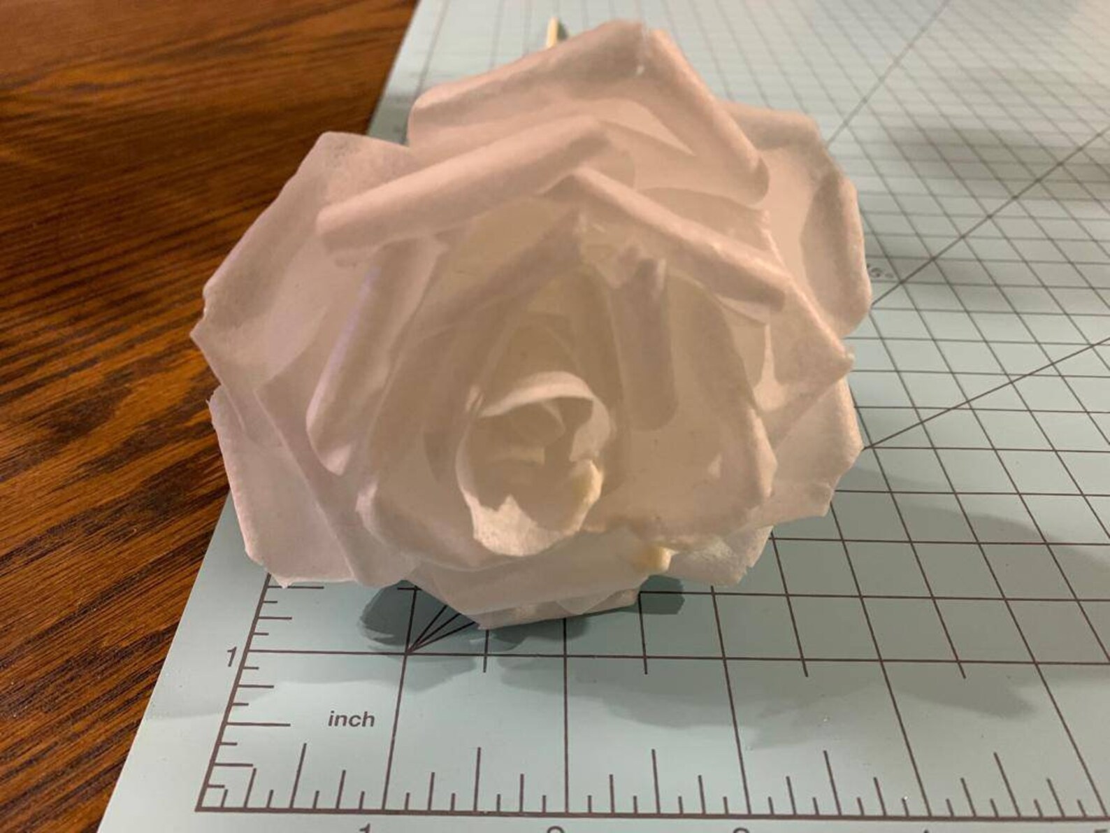 Edible Flowers, 3D Realistic Edible Wafer Paper Roses - Etsy