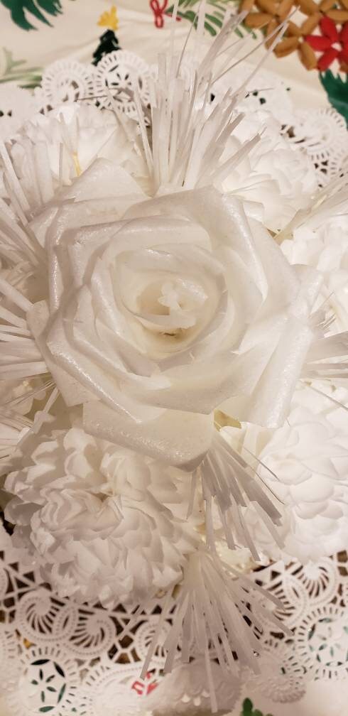 Edible Flowers, 3D Realistic Edible Wafer Paper Roses - Etsy