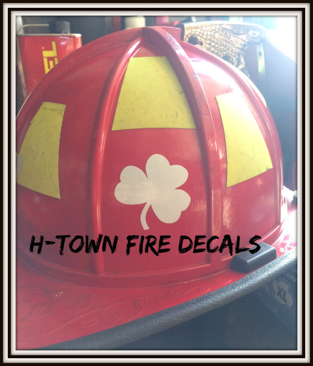 Clover Leaf -> HIGHLY REFLECTIVE