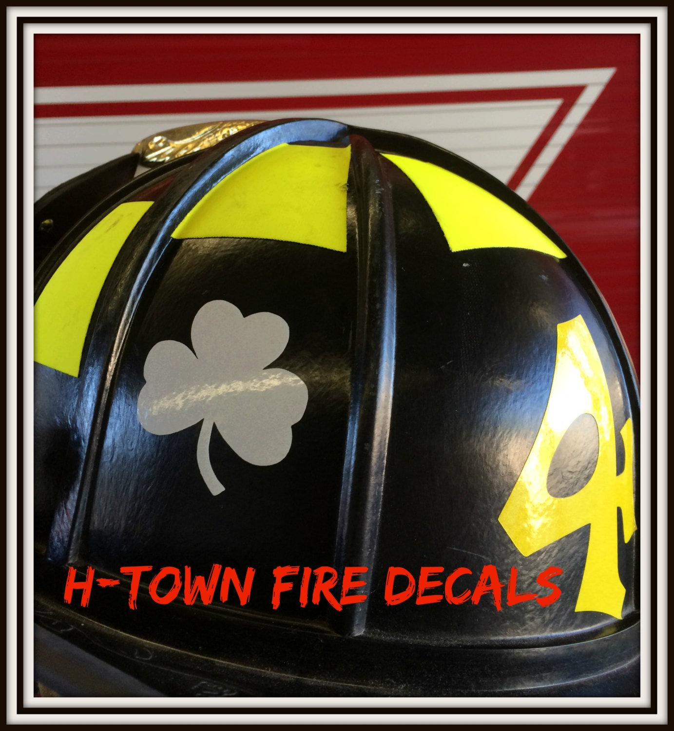 Clover Leaf -> HIGHLY REFLECTIVE