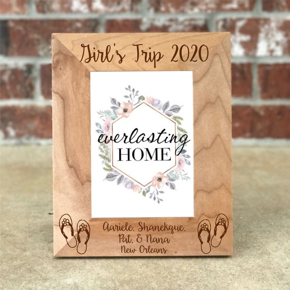 Personalized Girl's Trip Picture Frame Gift for Friend - Etsy